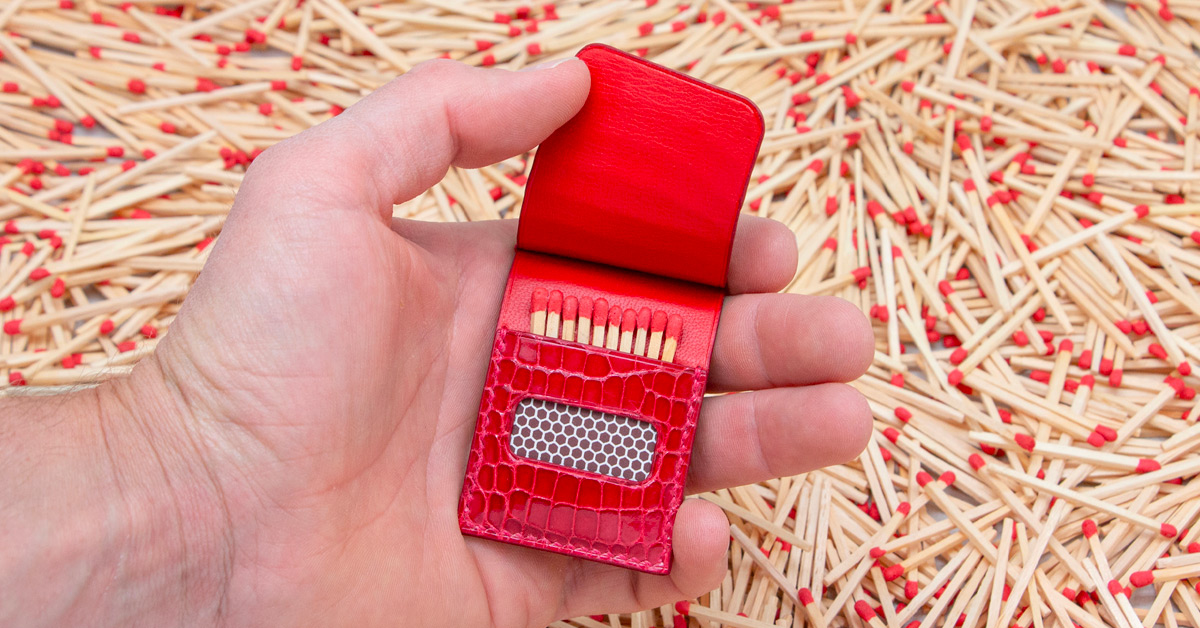 Red Shiny Matches Leather Pocket - Striiiipes